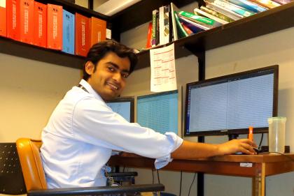 Meet Hamza Khan: Returning to Canada to find cures for disease - Mitacs